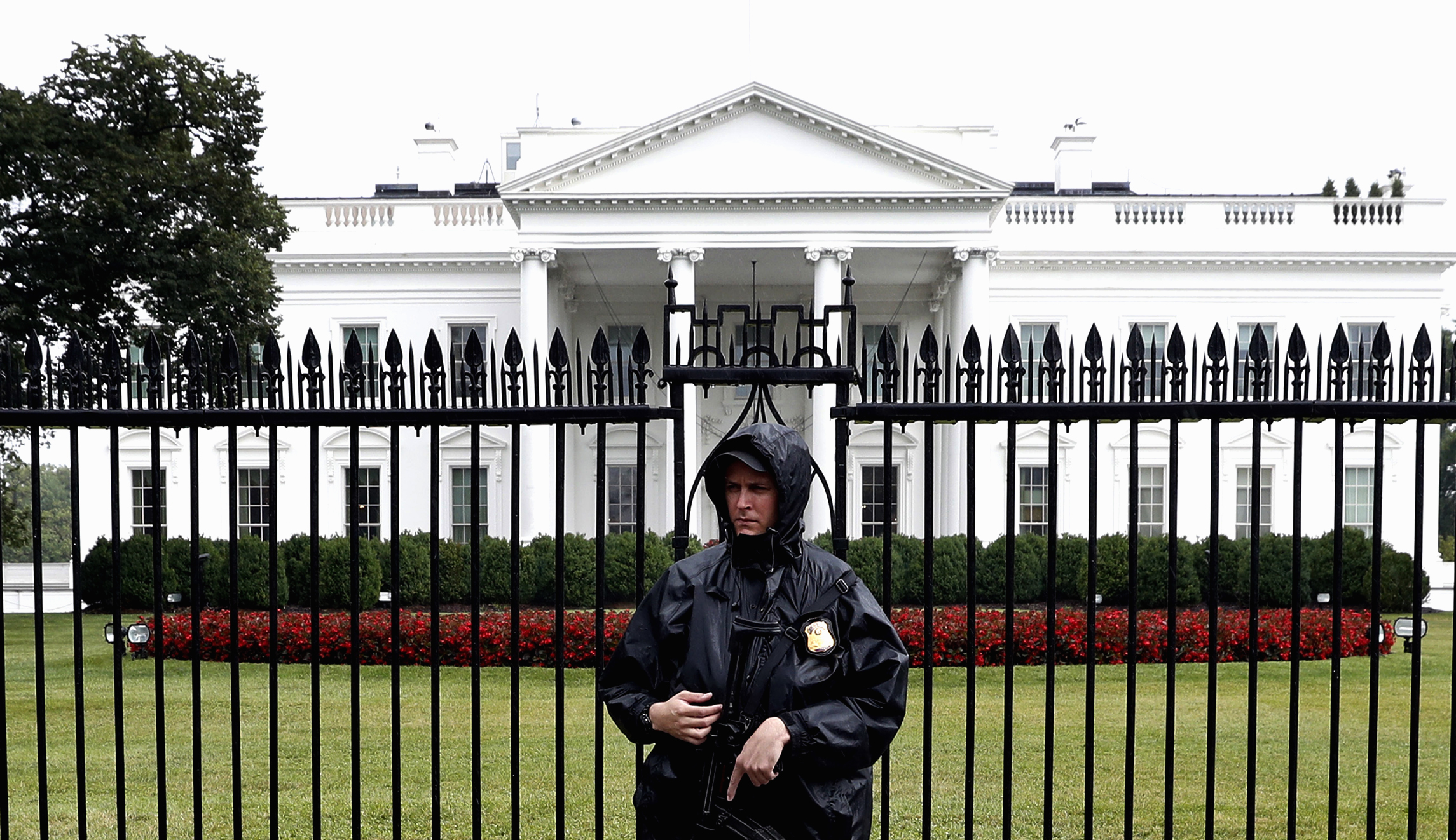 Surveillance cameras installed outside White House briefing room ...