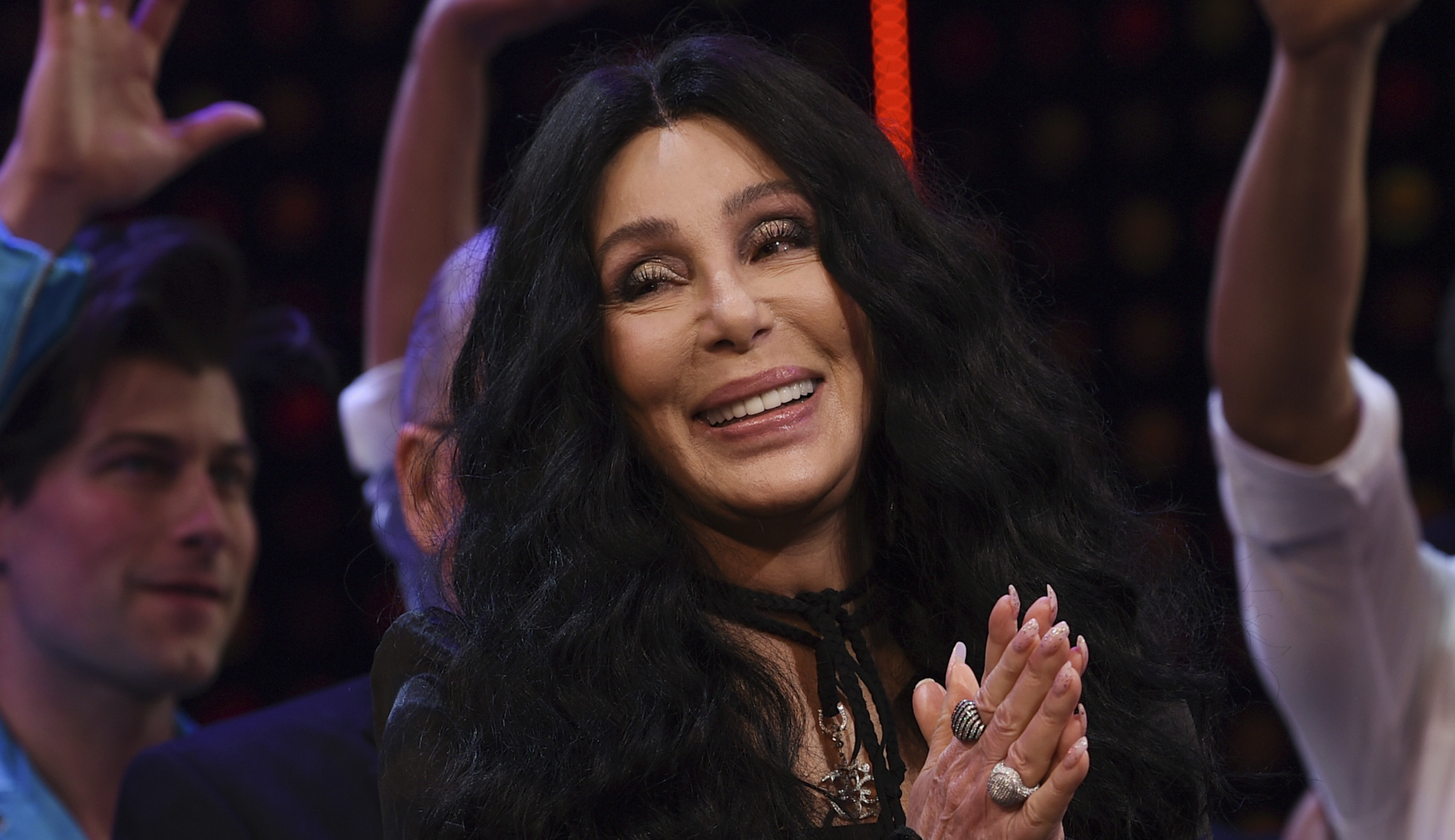Cher hopes the ‘GROUND OPENS’ during Trump convention speech so ‘WE ...