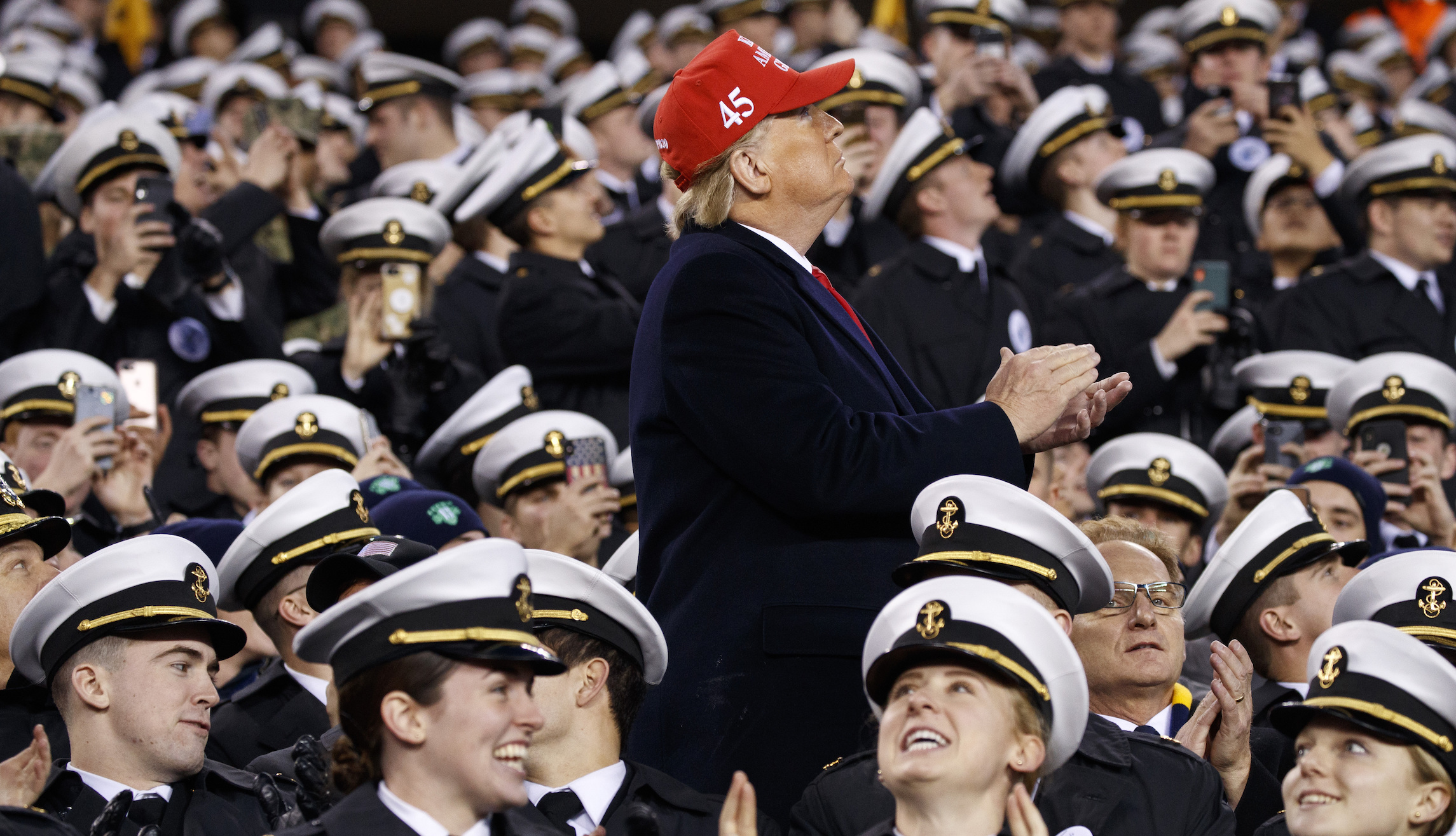 Military investigating 'white power' hand gestures by cadets at Army ...