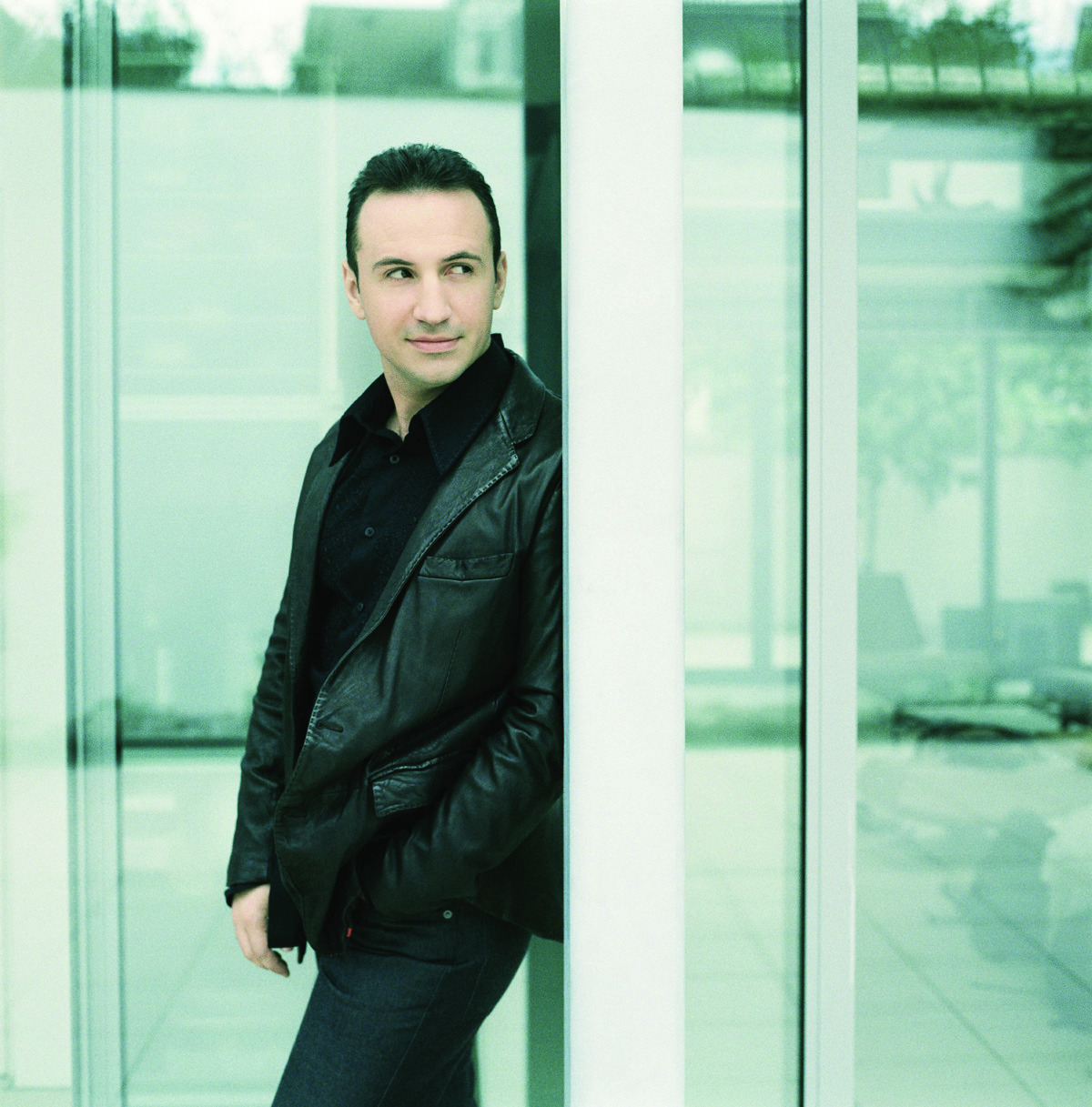 Pianist Simon Trpceski exposes the jazzier side of Rachmaninoff ...