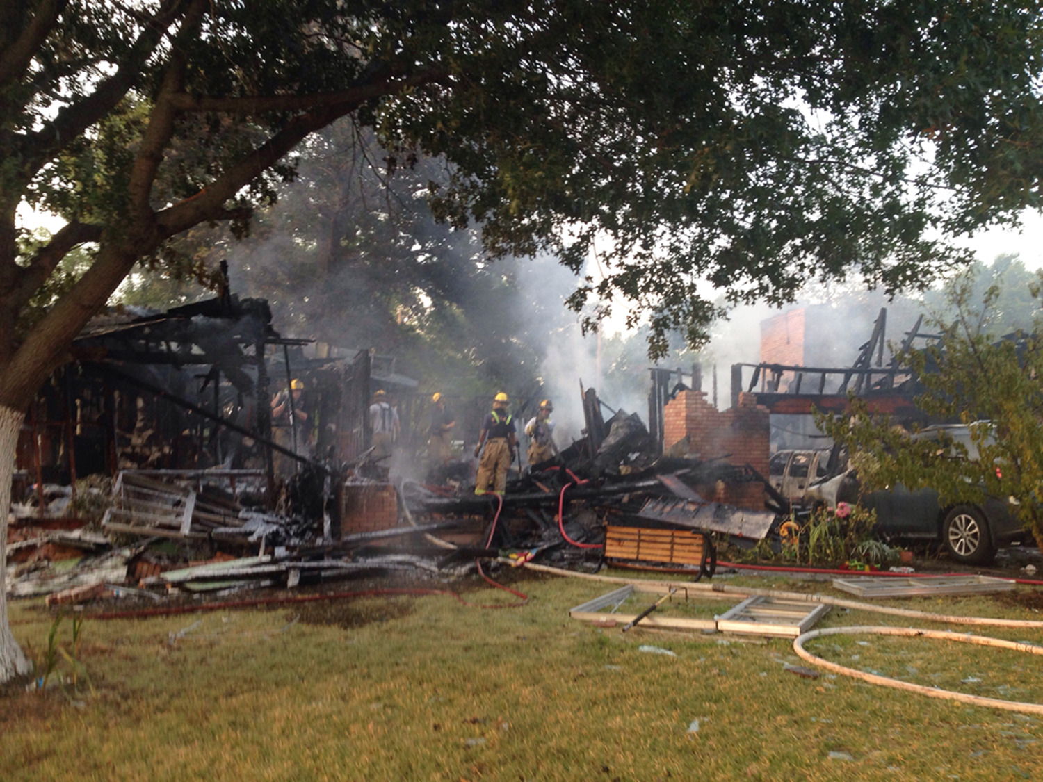 Woman, 5 children hurt in Dallas house explosion - Washington Examiner