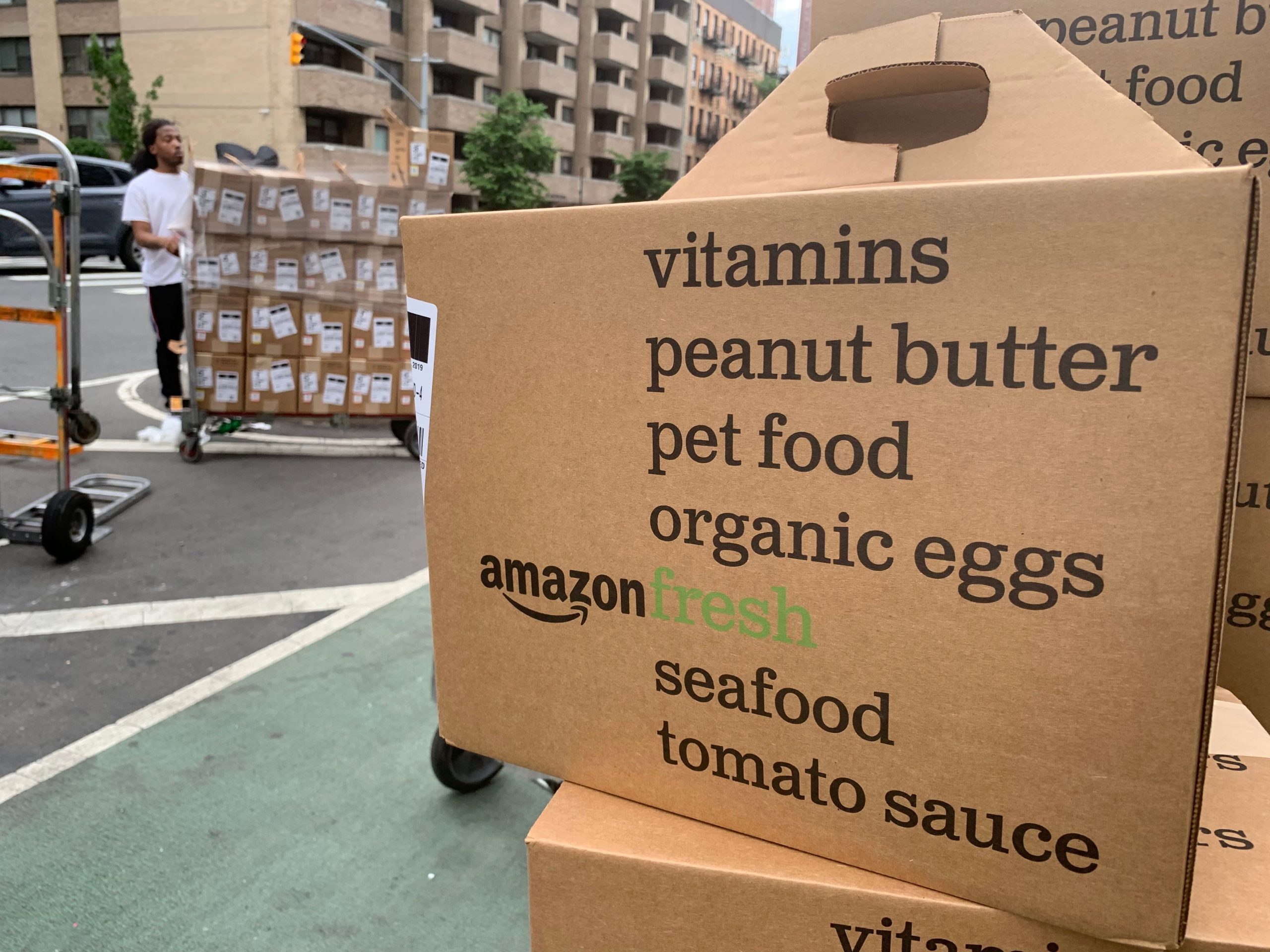 Amazon Fresh to remove free grocery delivery for orders under $150 ...