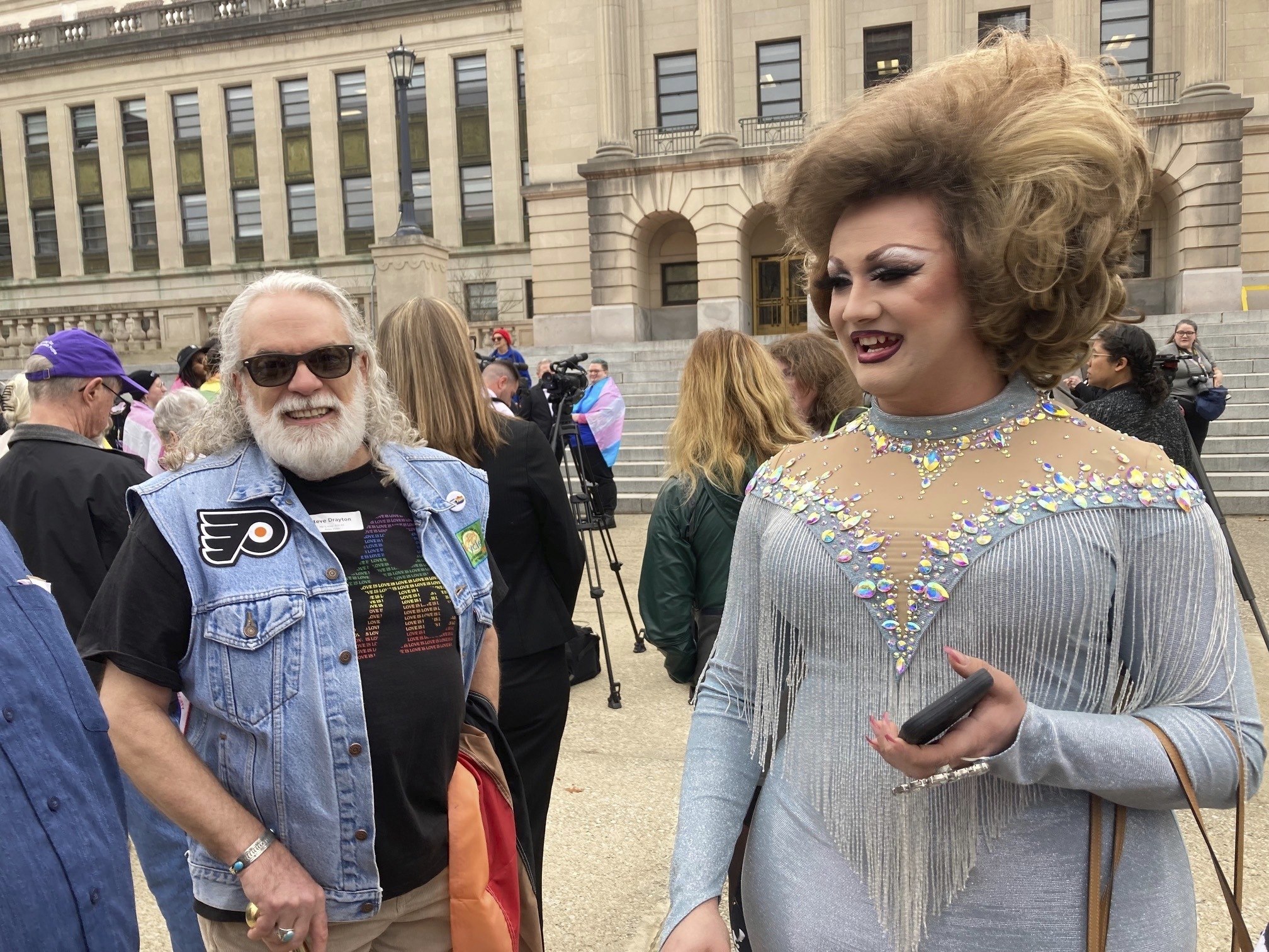 Tennessee enacts law restricting drag shows as red states mull copycat ... Tennessee enacts law restricting drag shows as red states mull copycat ...
