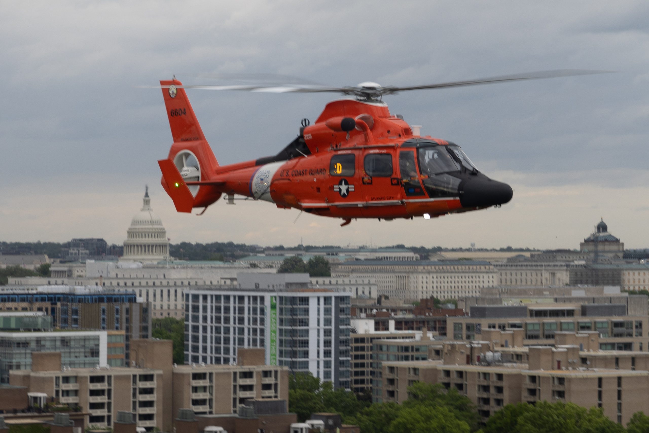 Coast Guard faces toughest recruiting challenge: Photos of the Week ...