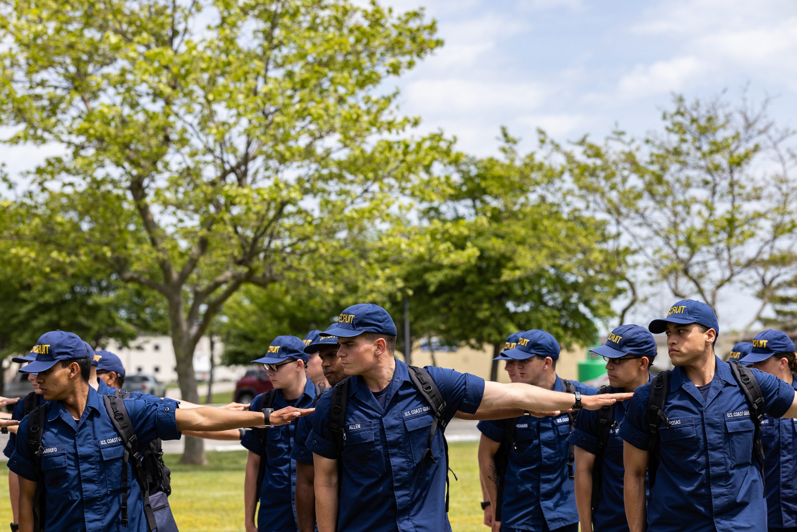 Coast Guard faces toughest recruiting challenge: Photos of the Week ...