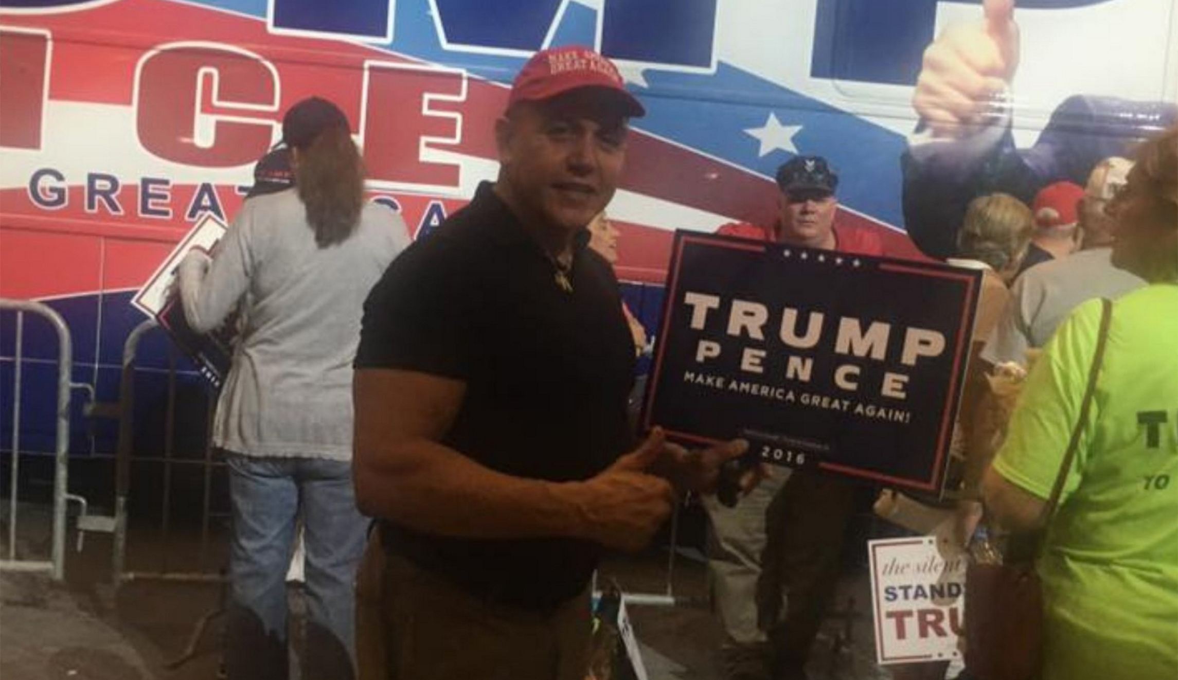 Bomb suspect Cesar Sayoc registered as Republican for 2016 election ...