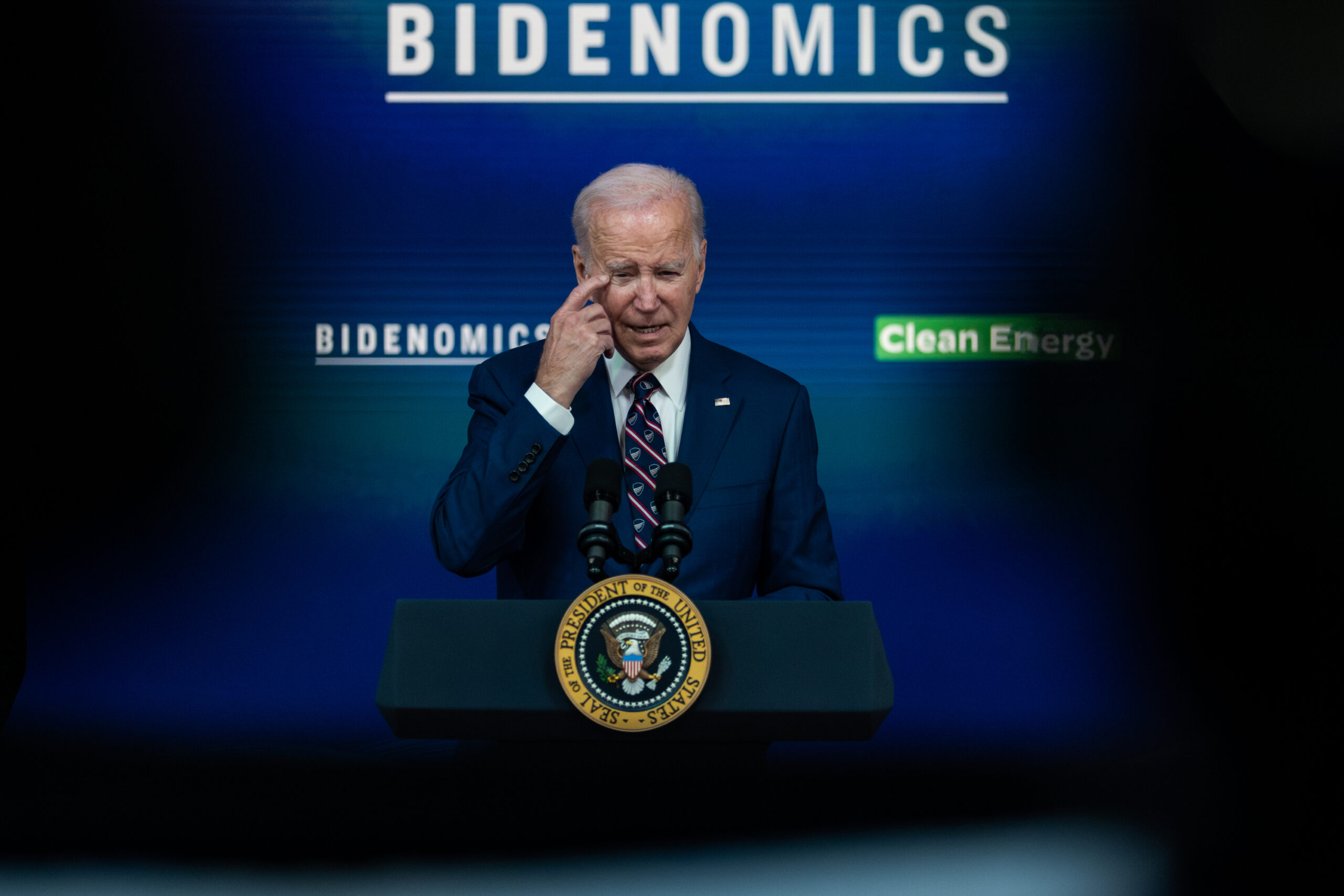 Reporter’s Notebook: Why Biden faces bad poll numbers but better ...