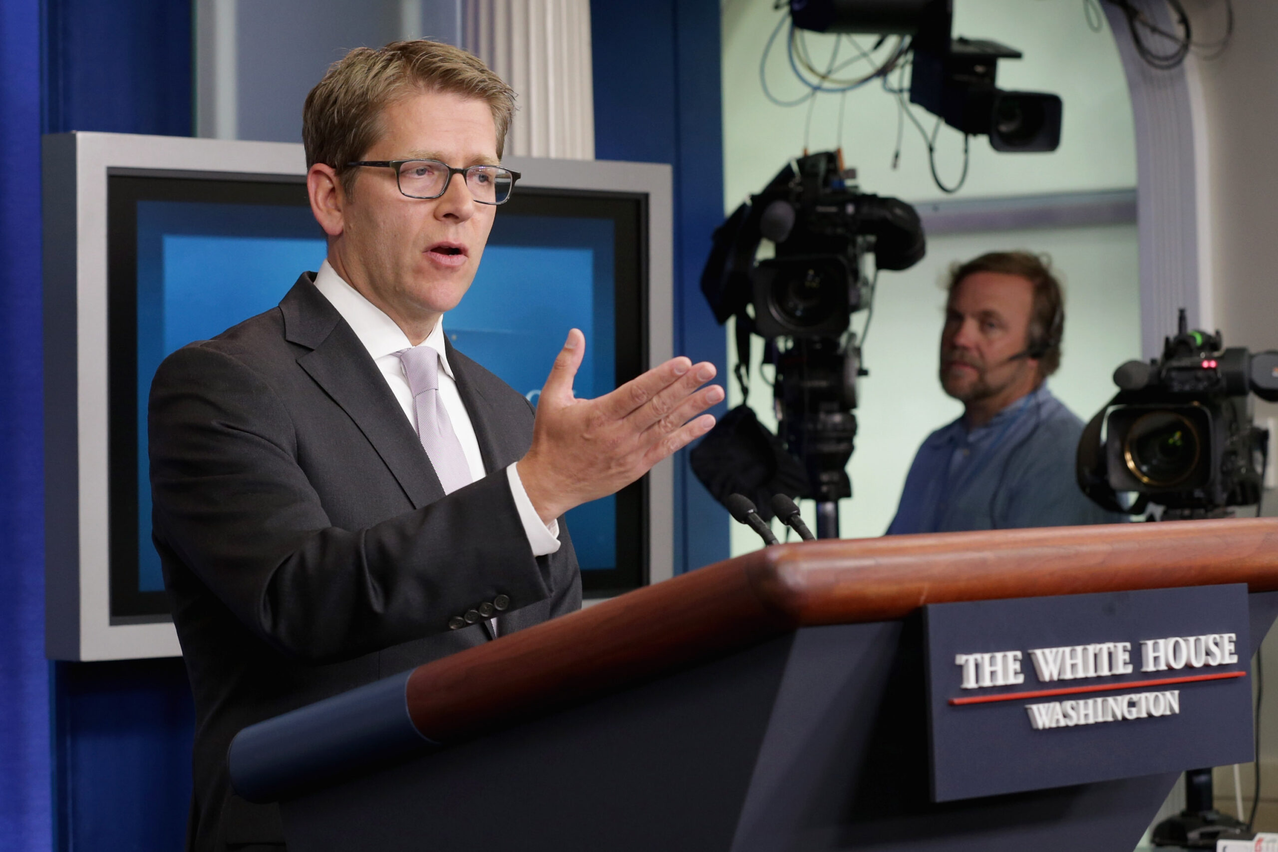 Jay Carney fires back at Vladimir Putin op-ed - Washington Examiner