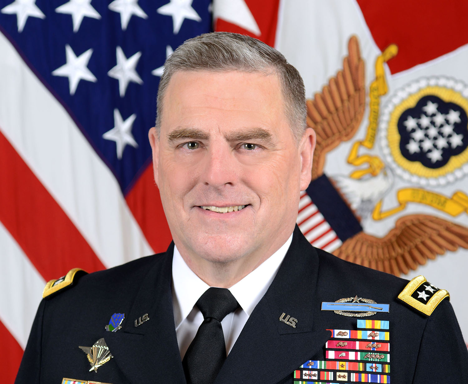 Top Army general, soldiers help rescue crash victim from burning car ...
