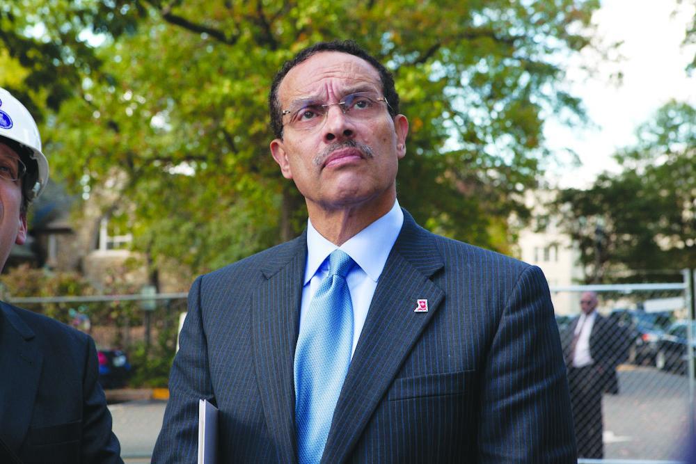 Source: Feds getting closer to Mayor Gray - Washington Examiner
