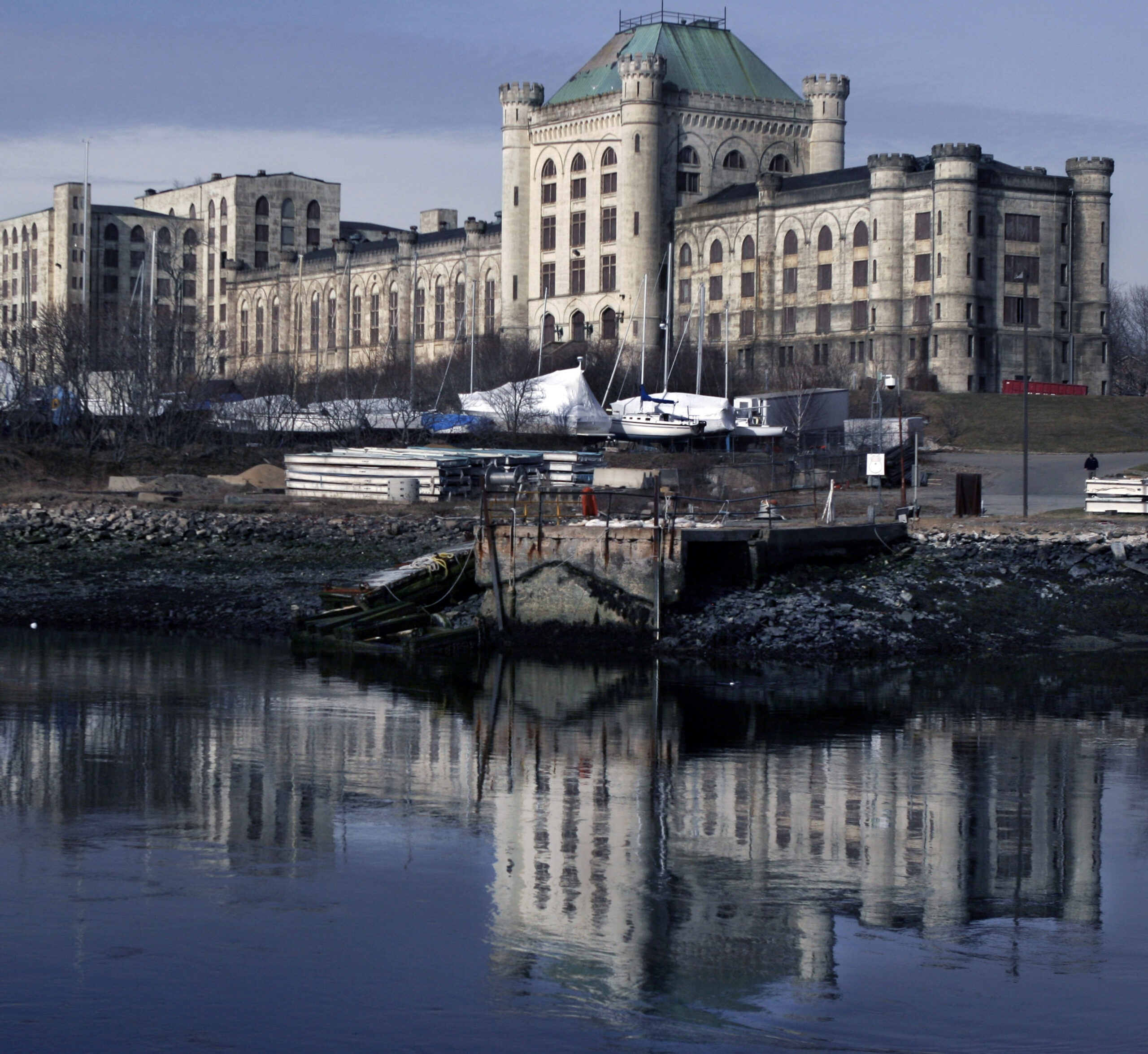 Navy prison redevelopment plan moving forward - Washington Examiner