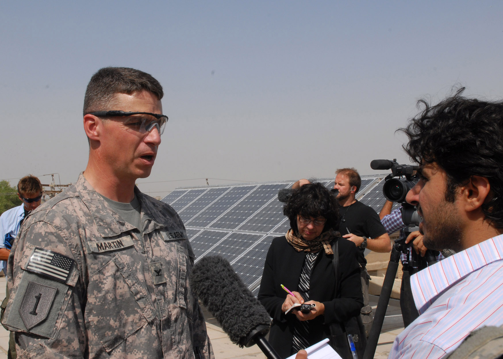 Pentagon unveils new rules that no longer treat war reporters like ...