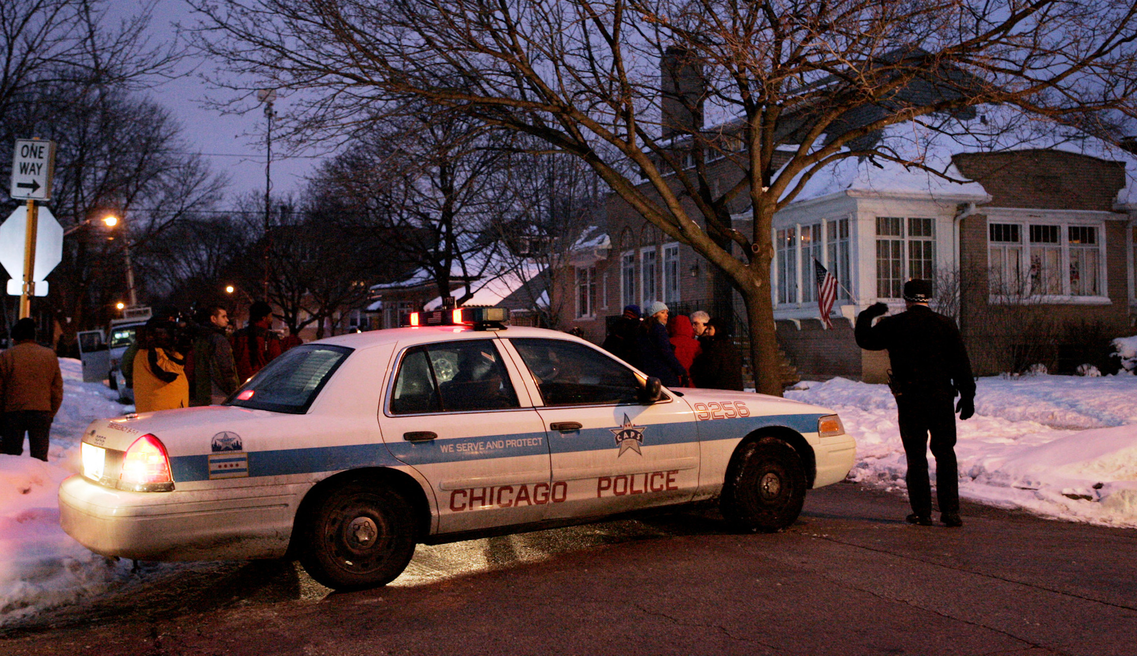 Ex-Chicago police officer dodges jail time after cashing $363K of dead ...