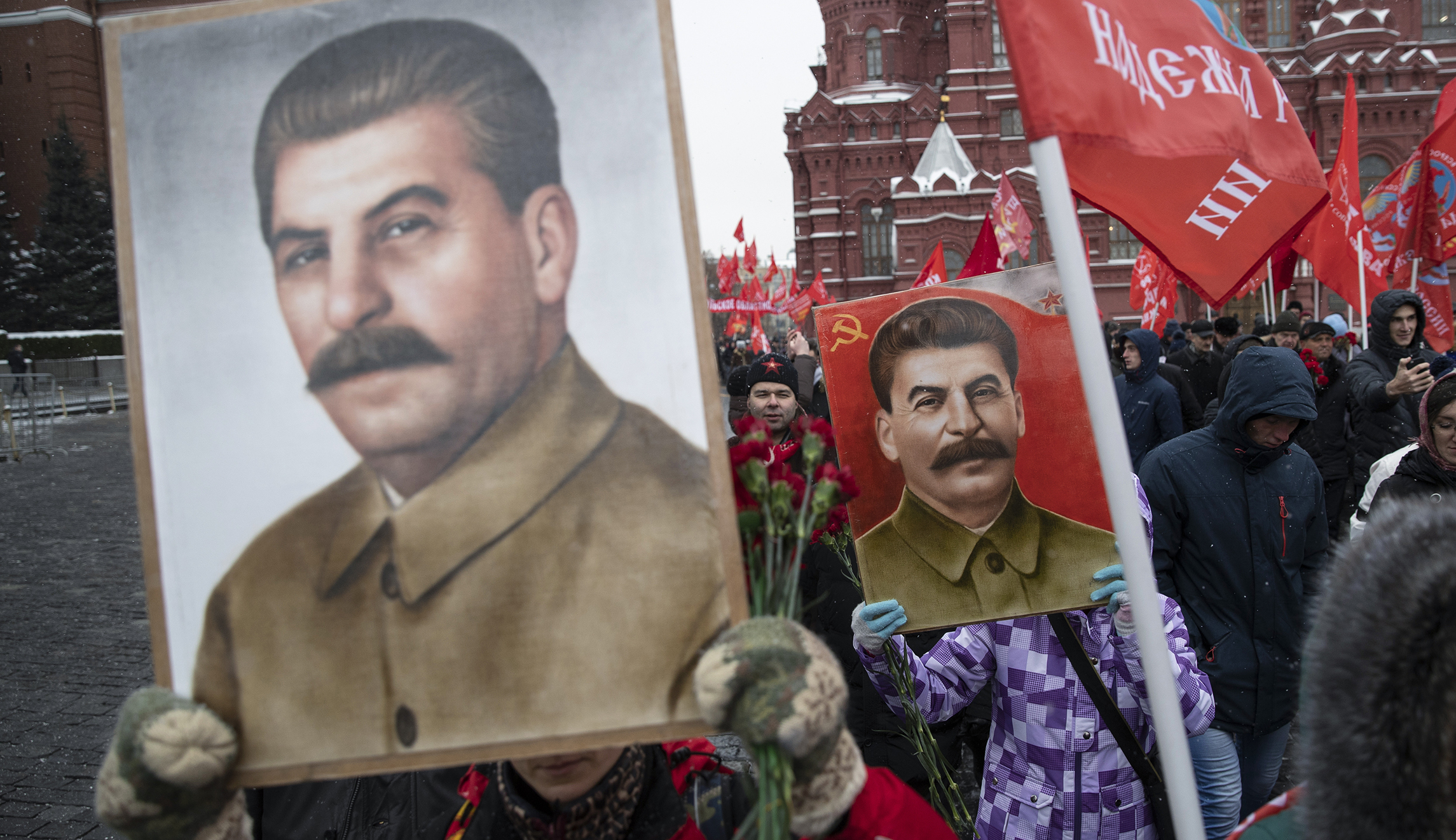 Survey finds record 70% of Russians think Stalin was a good leader ...