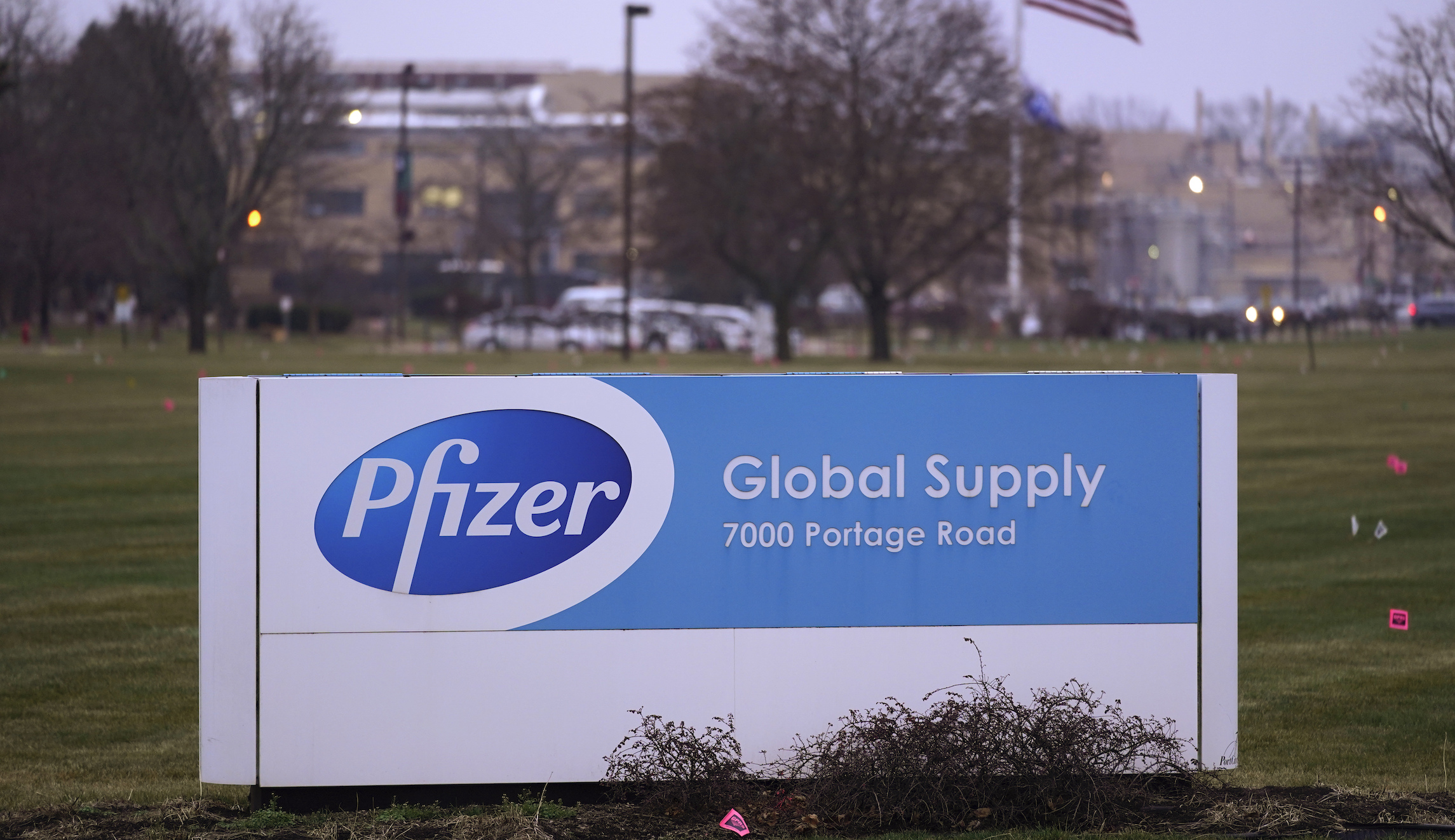 FDA expected to OK Pfizer vaccine for teenagers within week ...