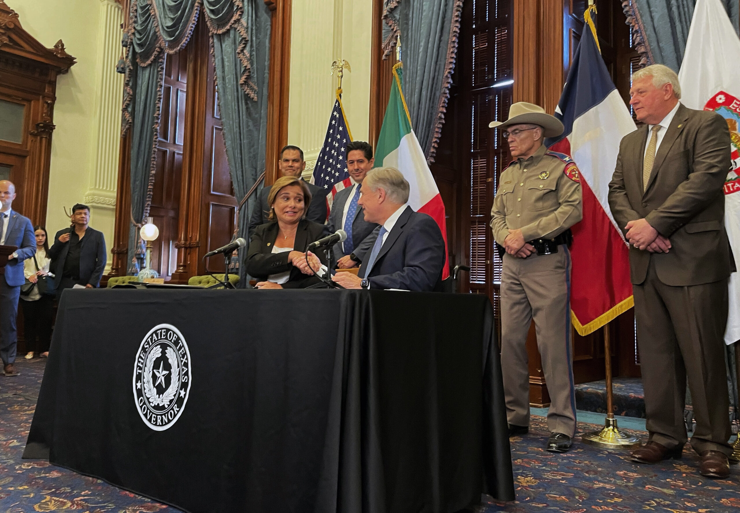 Texas approves $495 million transfer to border security operation ...