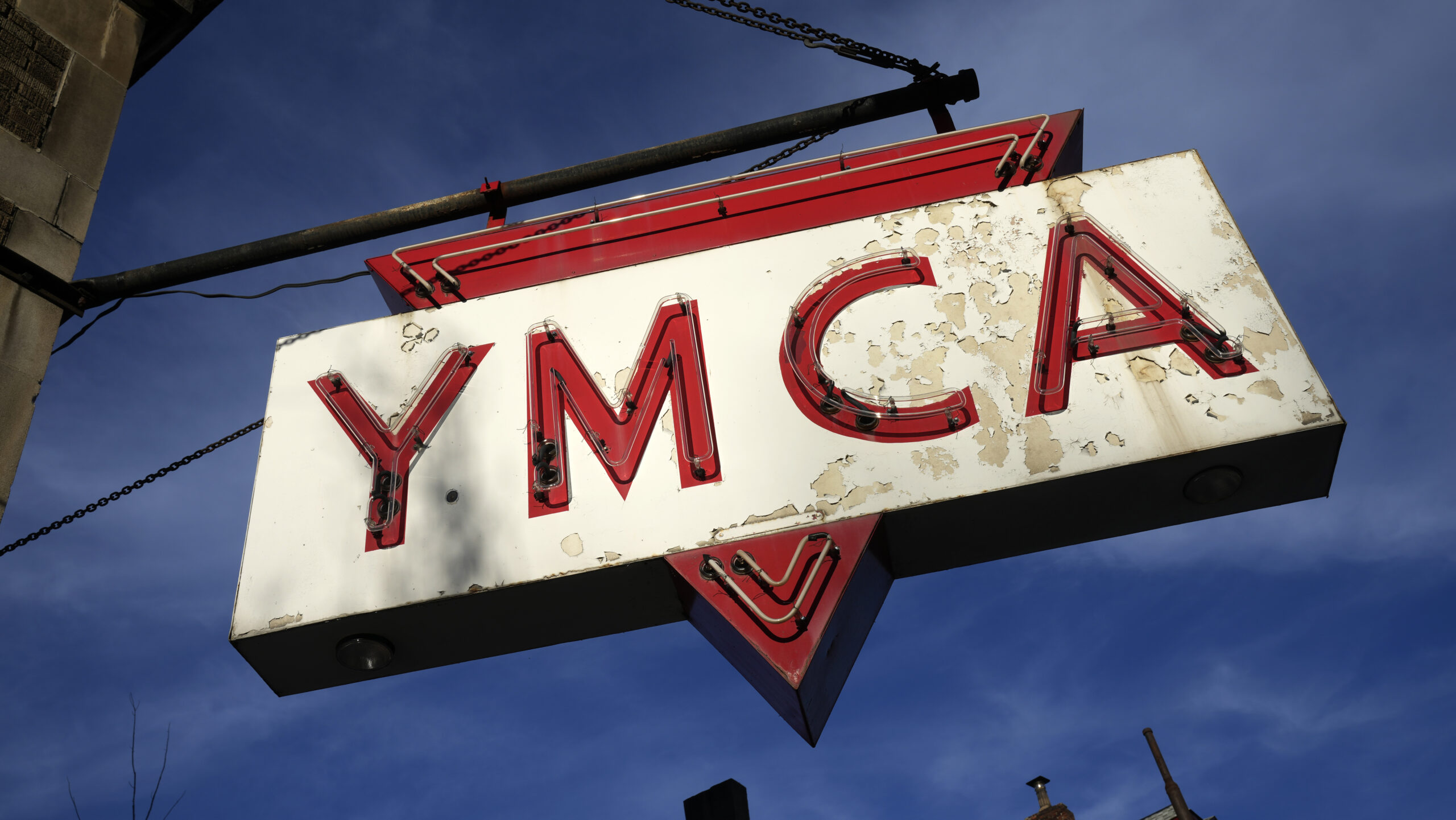 WATCH: Teenage girl cries while recalling transgender woman in YMCA ...