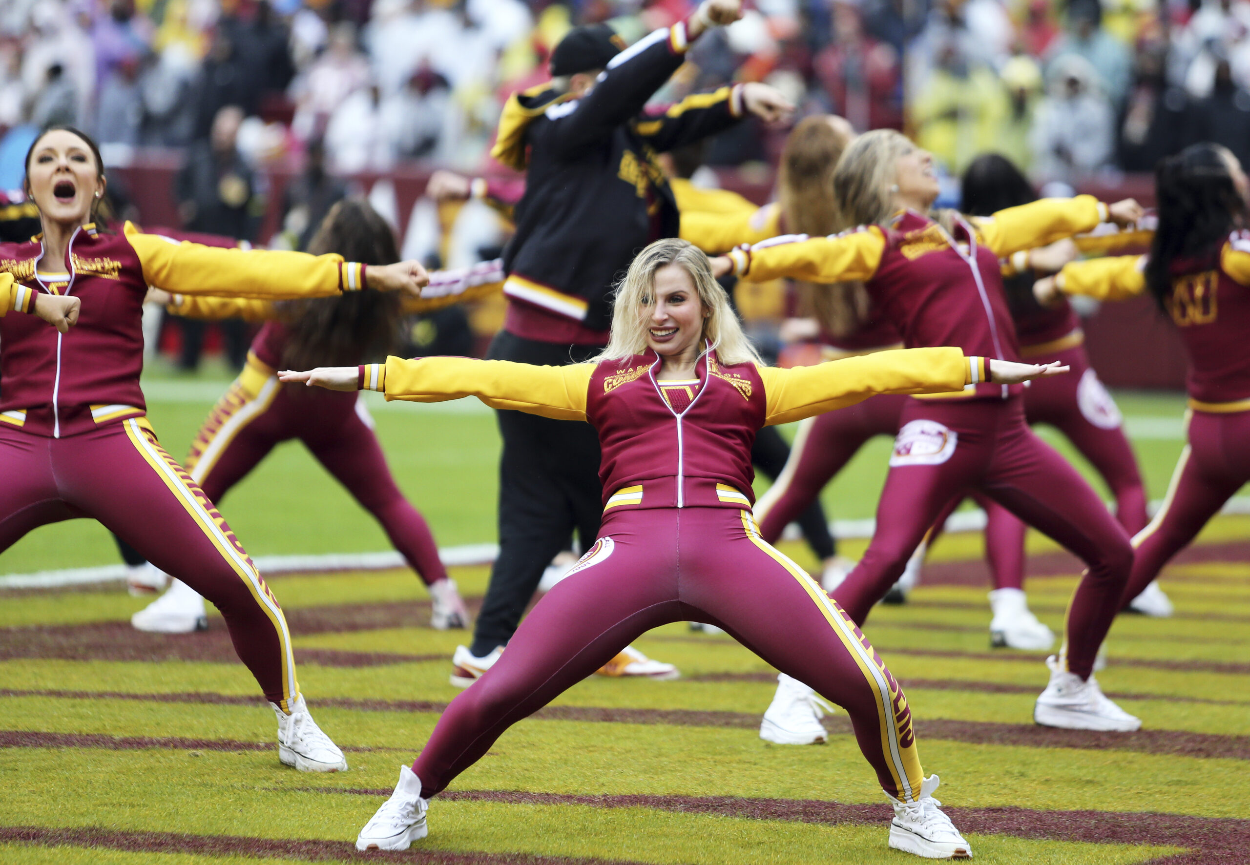 Former Commanders Cheerleaders Lawyers Blast Inclusion Of ‘salacious