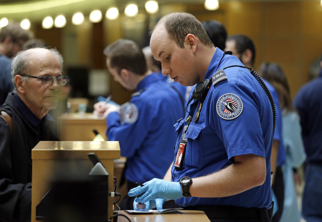 TSA tests program to let travelers use their fingerprints as a boarding ...