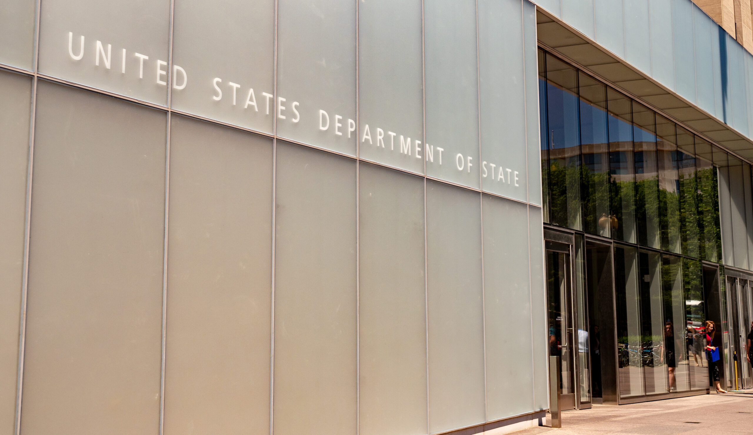 Ex-State Department employee pleads guilty to conspiring with Chinese ...