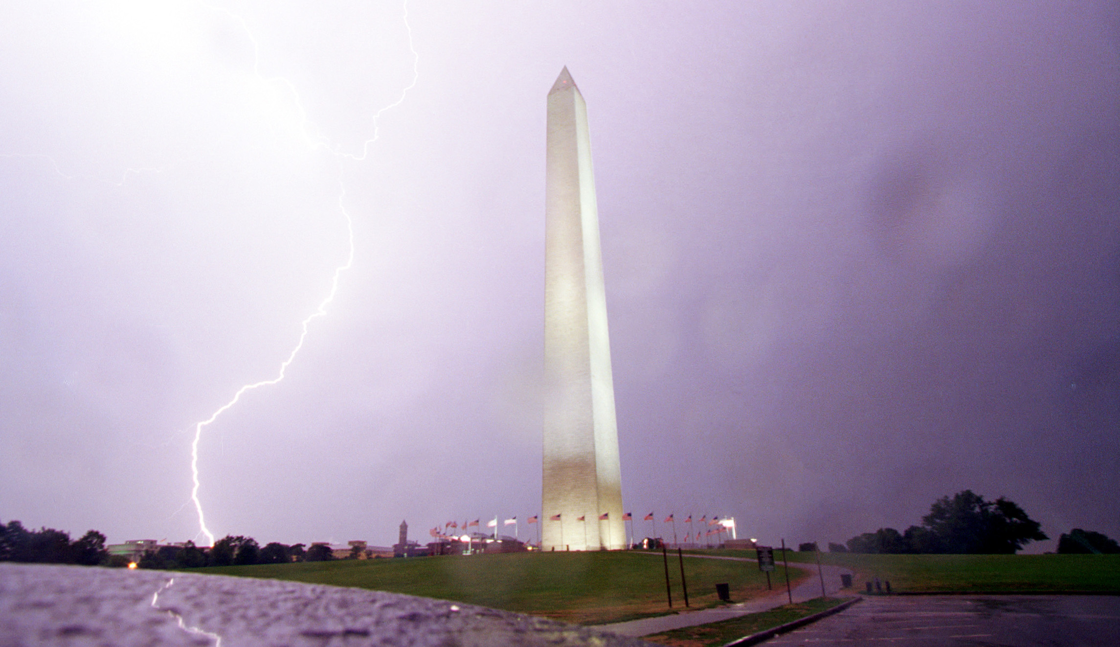 Rare tornadoes hit DC - Washington Examiner