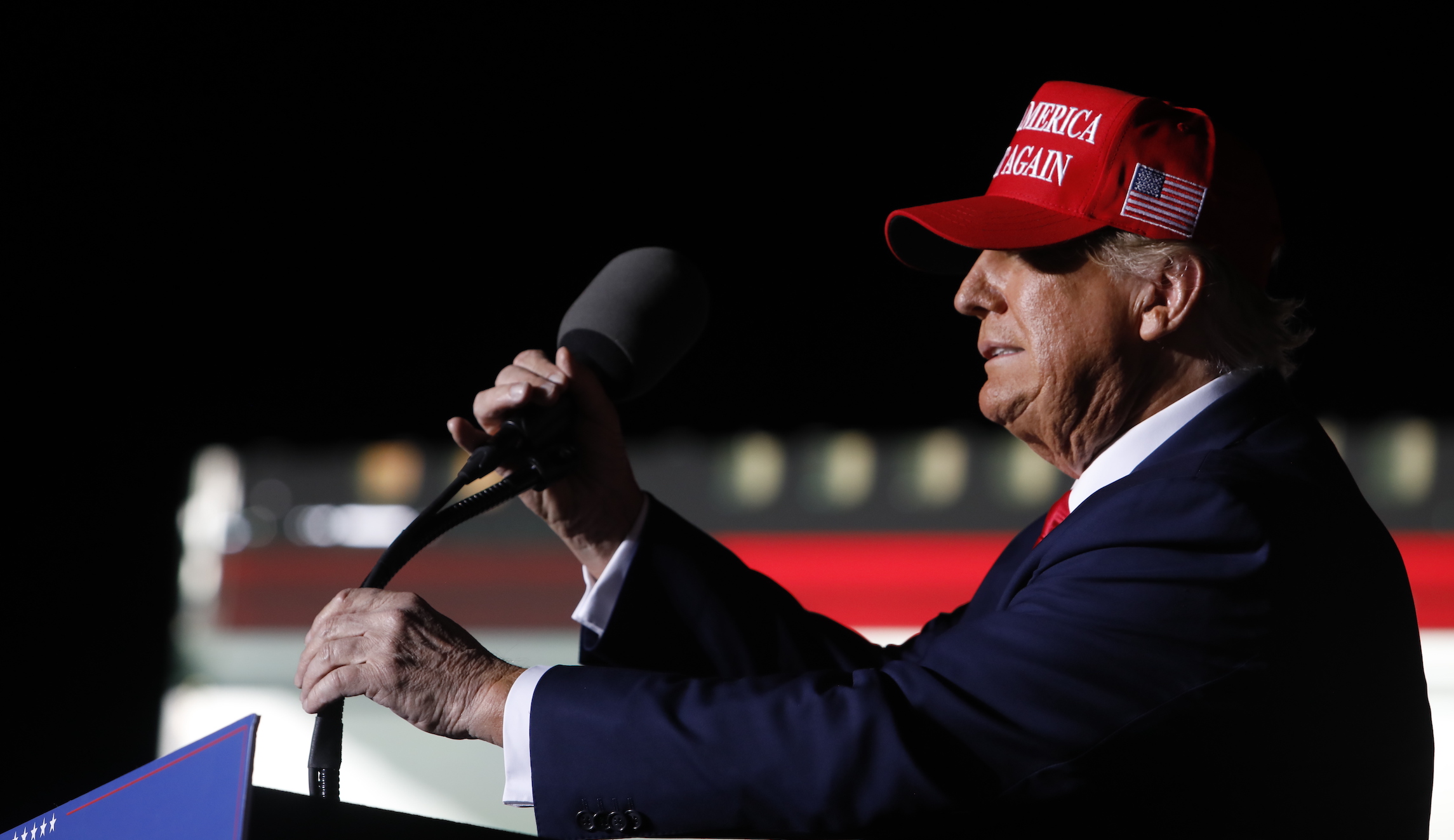 WATCH: Trump previews 2024 rivalry with Ron ‘DeSanctimonious’ at PA ...