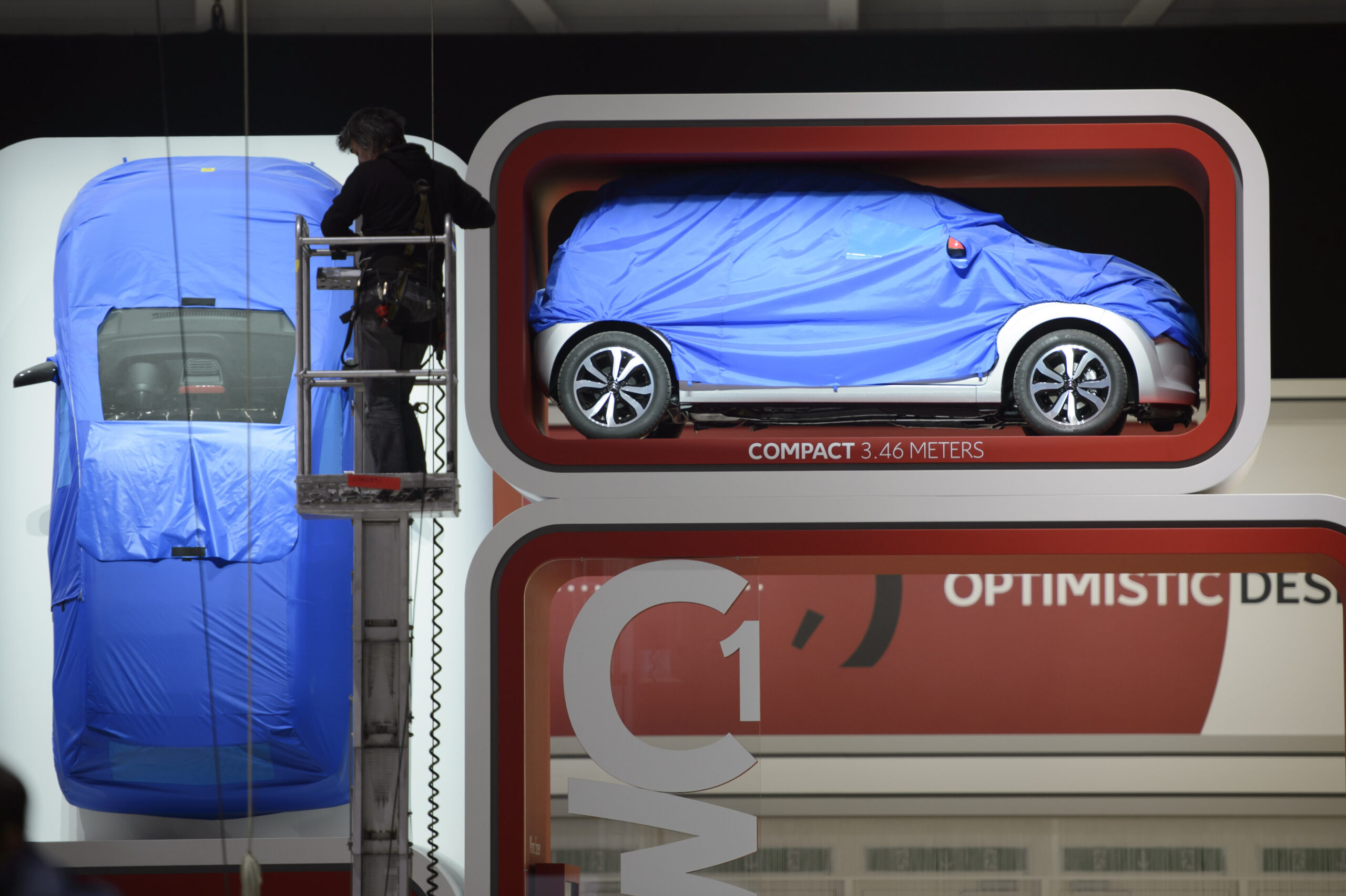 Car makers pack premium features in small packages - Washington Examiner